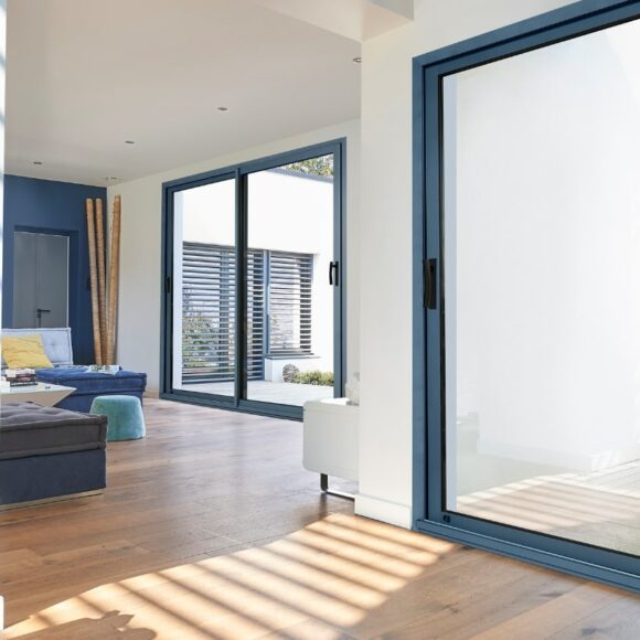 Baie Vitrée coulissante : Bois, PVC, hybride | Atlantem